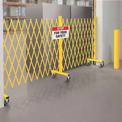 Safety Barricade Gates in Stock - Uline.ca