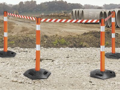 Hi-Vis Outdoor Crowd Control in Stock - Uline.ca