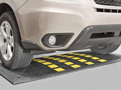 Speed Humps in Stock - ULINE.ca